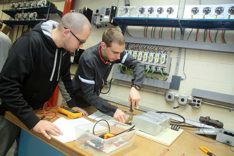 Construction Electrical Residential – 040H – Southwestern Illinois College