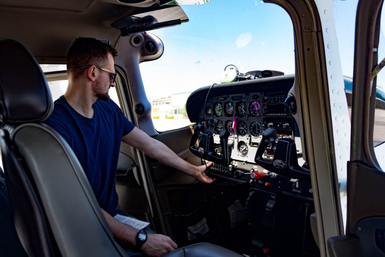 AVIATION PILOT DEGREE AND CERTIFICATES - Southwestern Illinois College
