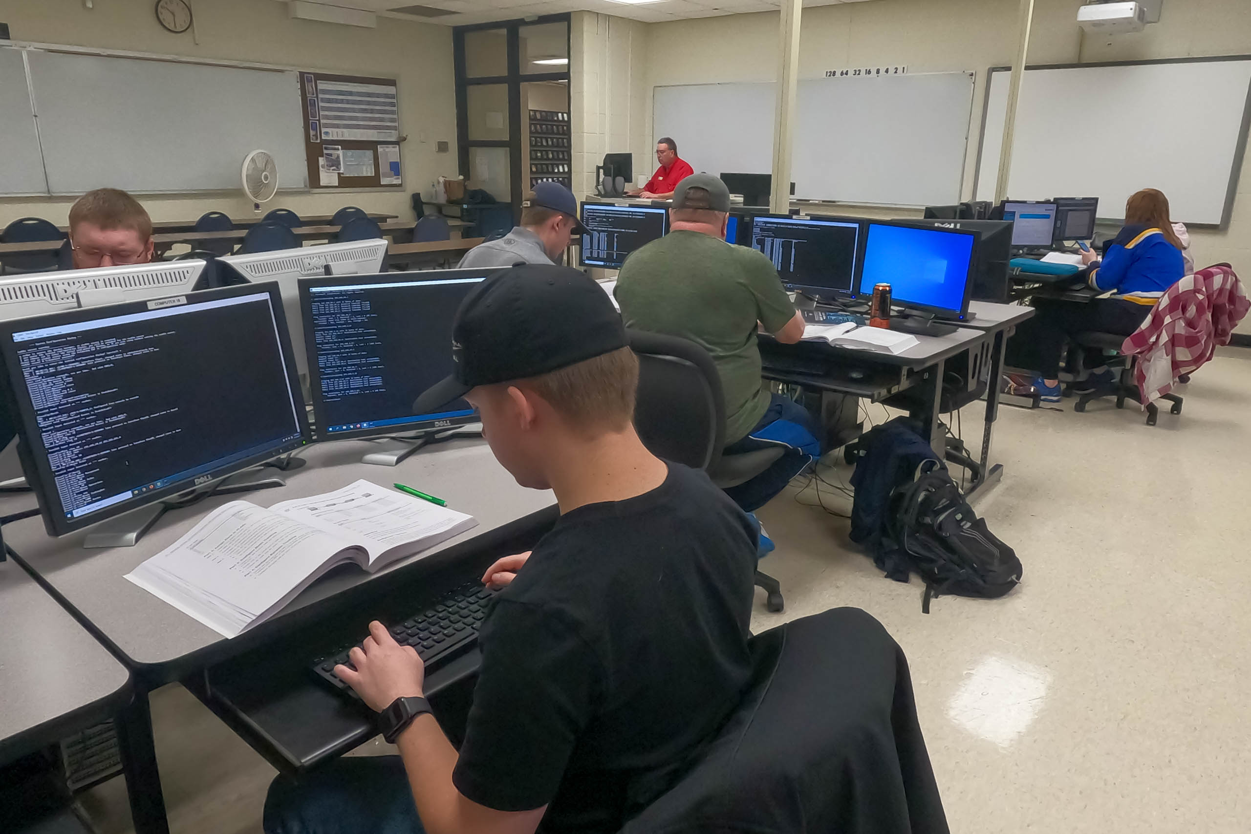 Class of Cyber Security and Networking students, Belleville campus ...